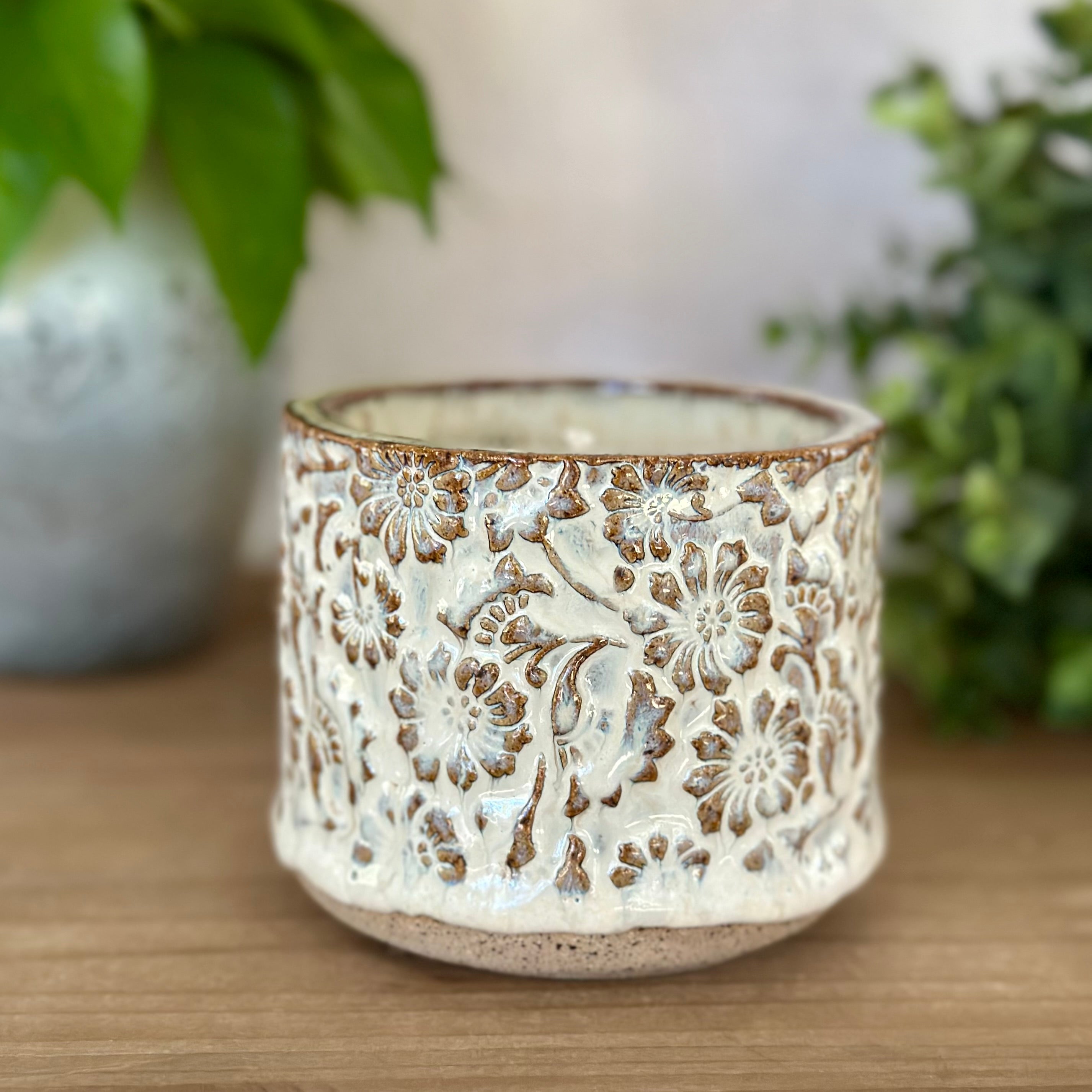 Heart Warmers Candle - Fan Flowers: Sand, 10 oz – Heart and Hand Ceramics